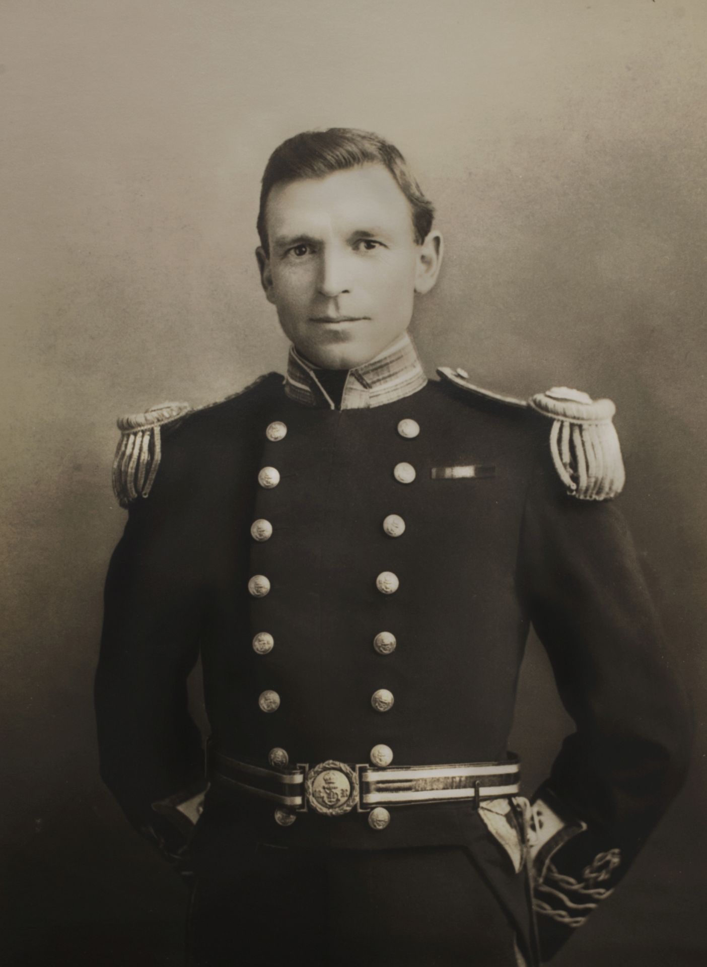 Who was Frank Worsley? | Antarctic Heritage Trust